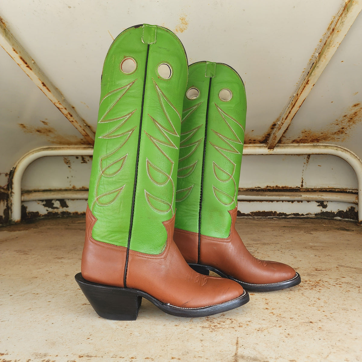 Jose Sanchez Boot Brown W/Green – Picosa Creek Outfitters